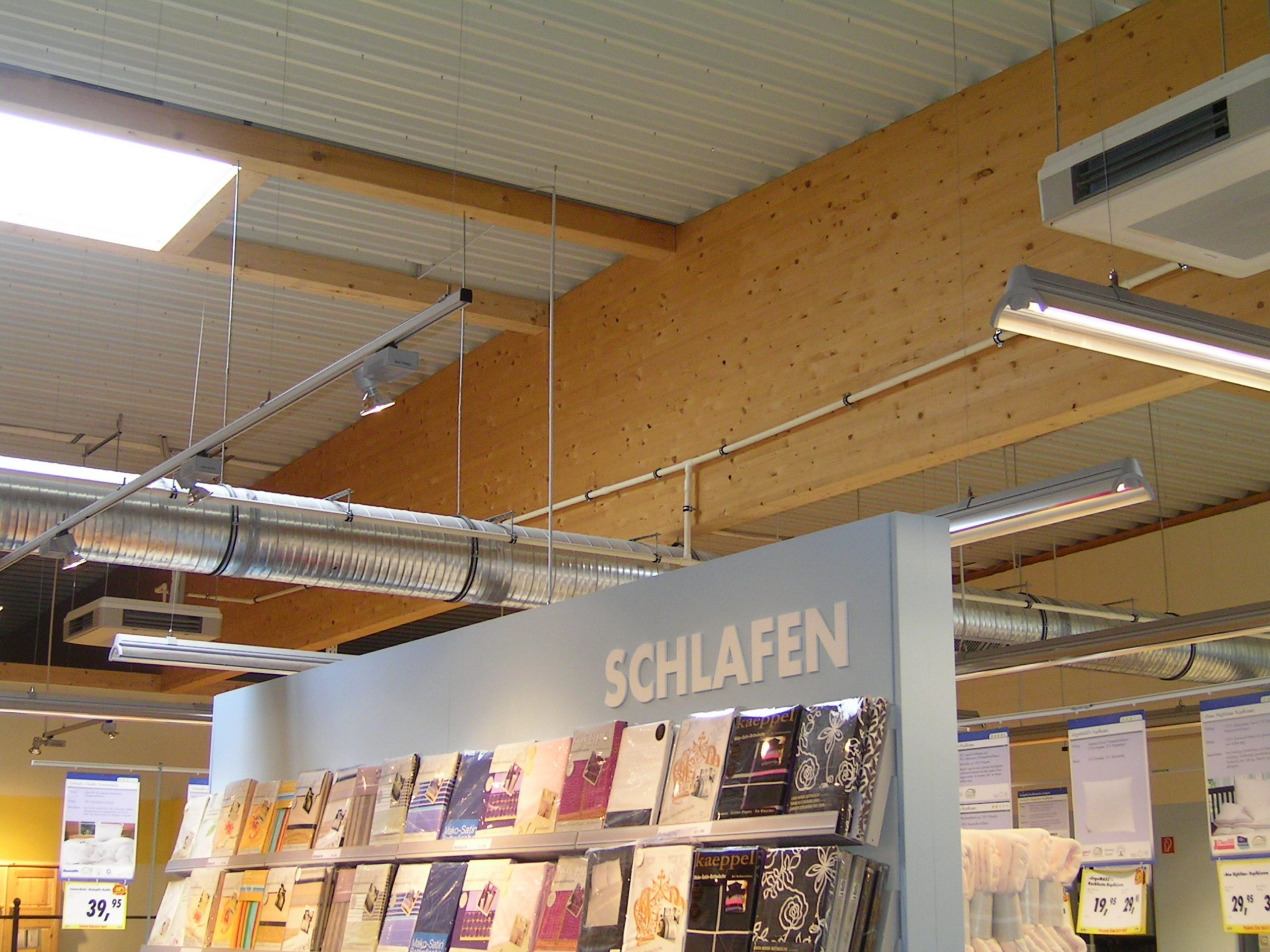 Dänisches Bettenlager Mühlhausen - Holzleimbau Kontor