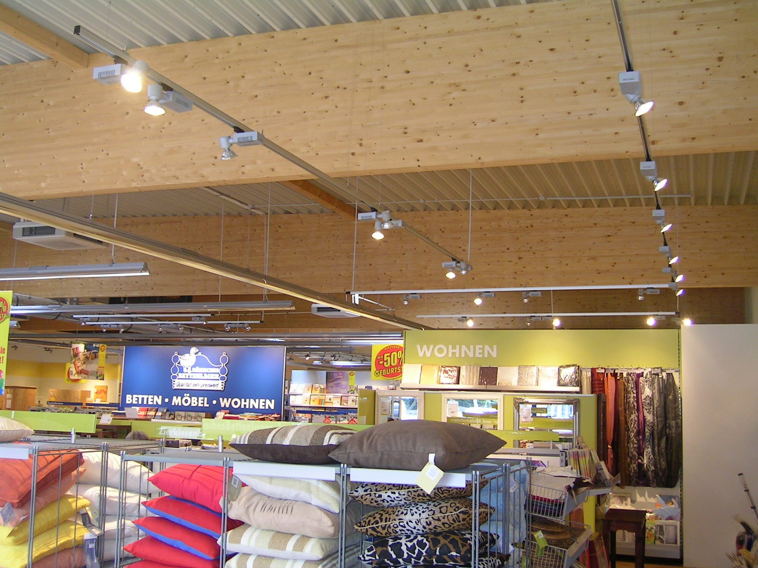 Dänisches Bettenlager Mühlhausen - Holzleimbau Kontor